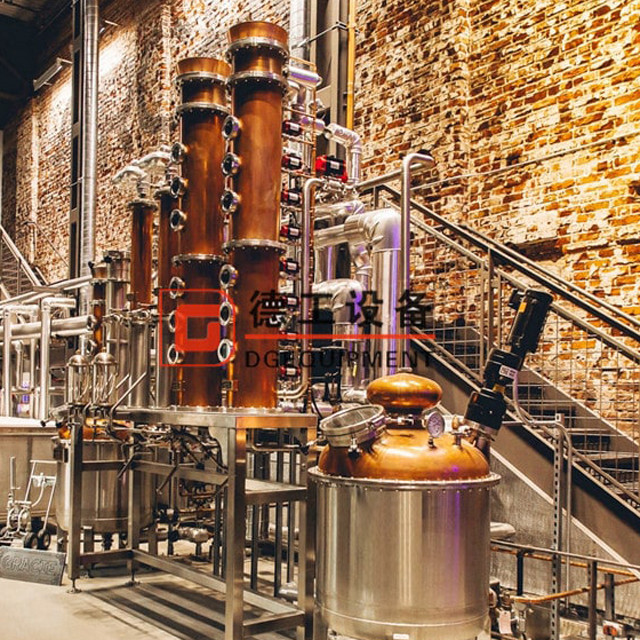 100-500 Gallons Multi-functional Vodka Gin Distilling Equipment with ...